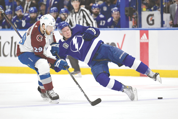 New Jersey Devils sign free agent Ondrej Palat, Washington Capitals add ...